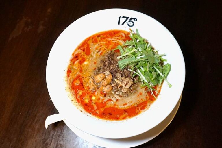 札幌「175°DENO担担麺 本店」本格的担々麺がおすすめ！限定メニューも